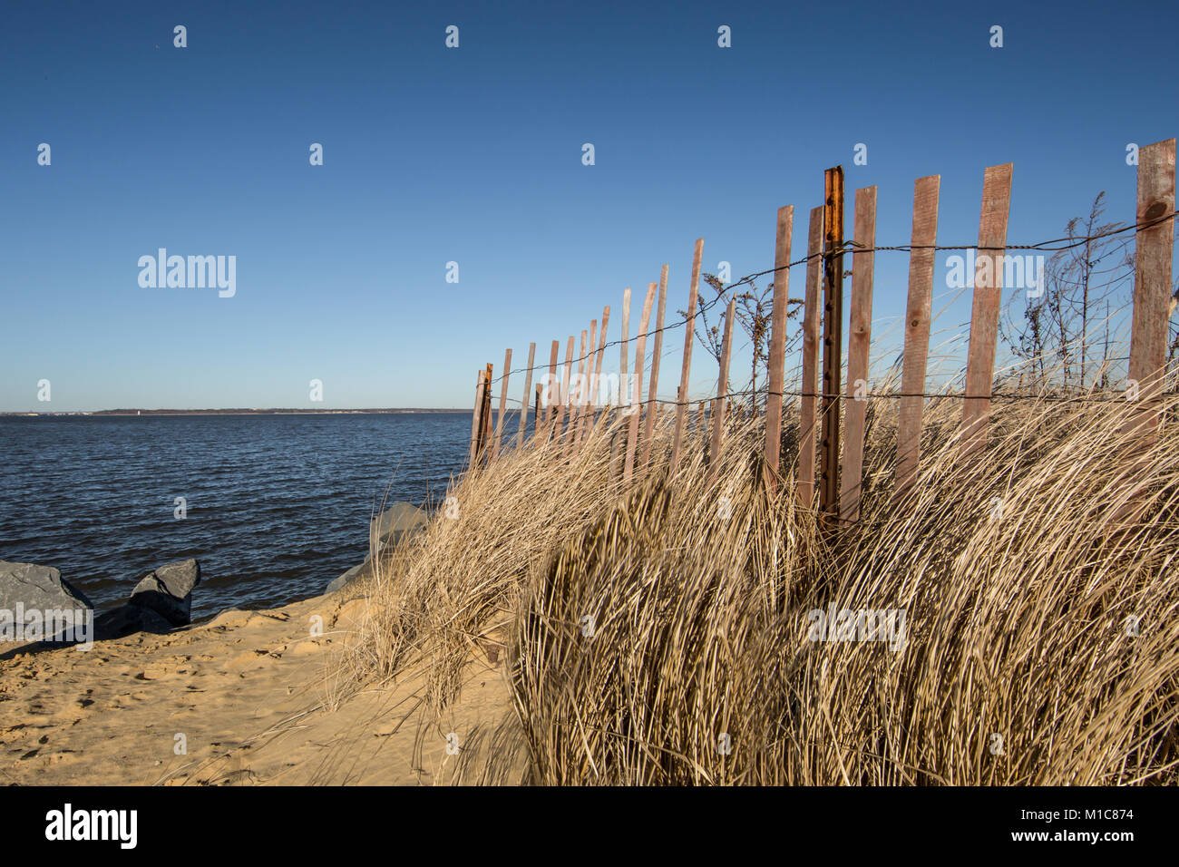 Raritan bay waterfront park hi-res stock photography and images - Alamy
