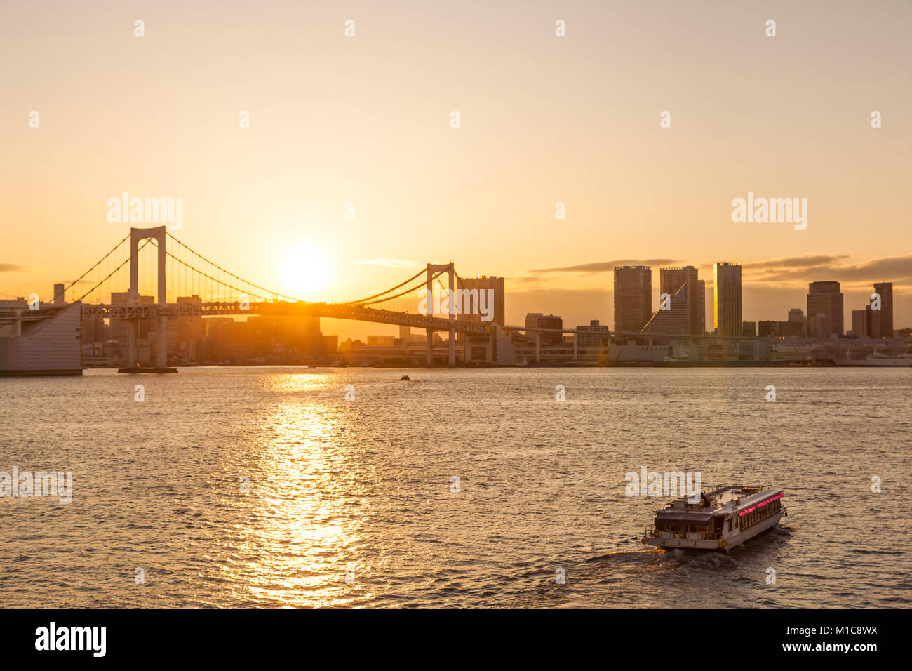 Boat bridge hi-res stock photography and images - Alamy