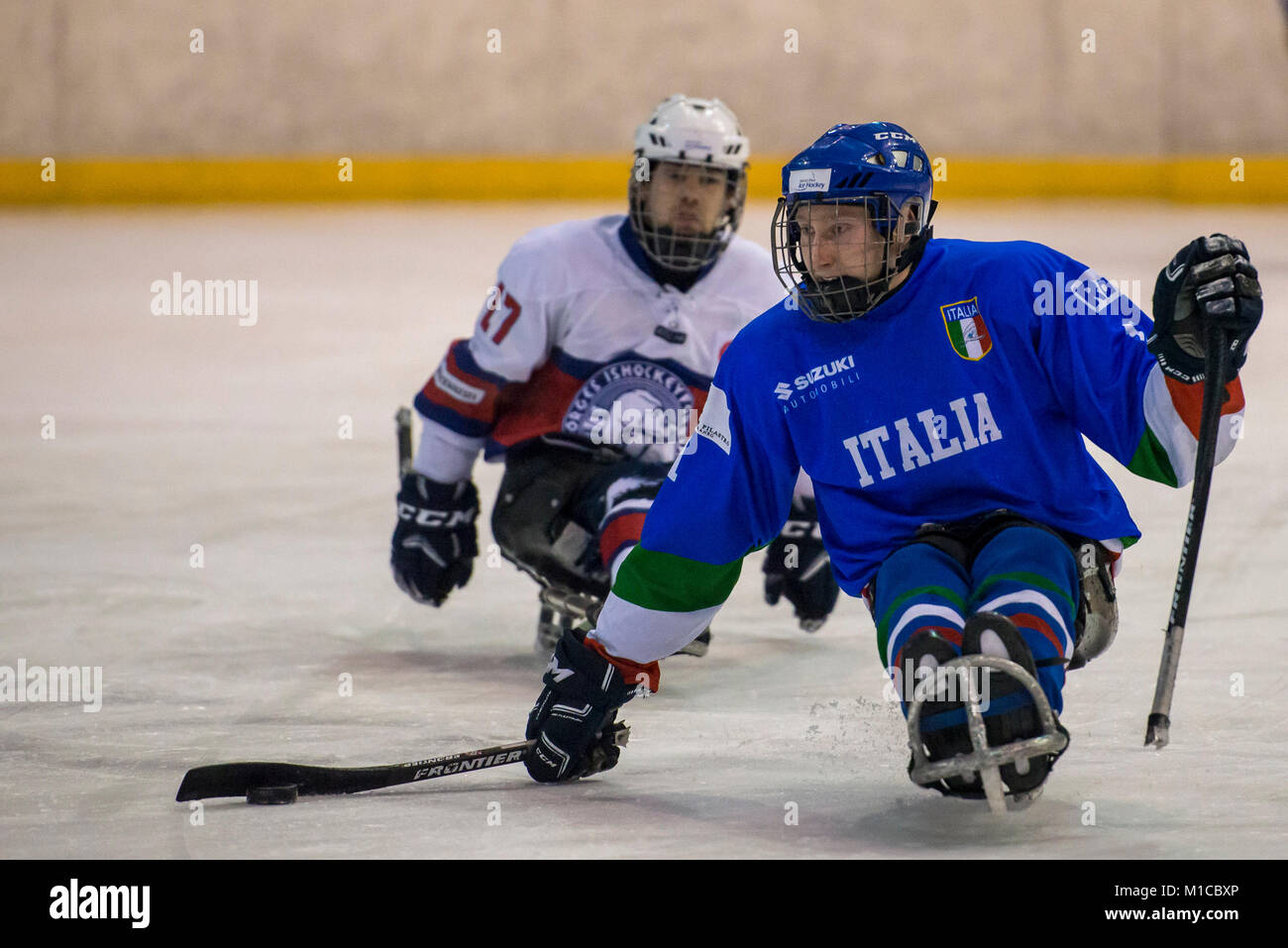 Disabled wheelchair skating hi-res stock photography and images - Alamy