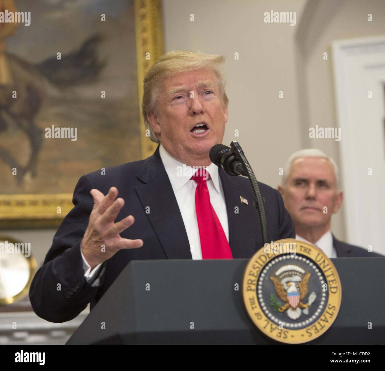 Donald trump swearing in ceremony hi-res stock photography and images ...