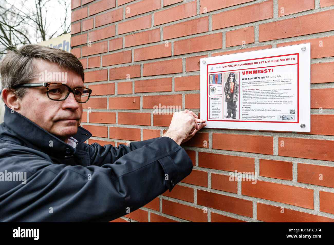 Hamburg, Germany. 27th Jan, 2018. Detective Volker Quast, member of the ...