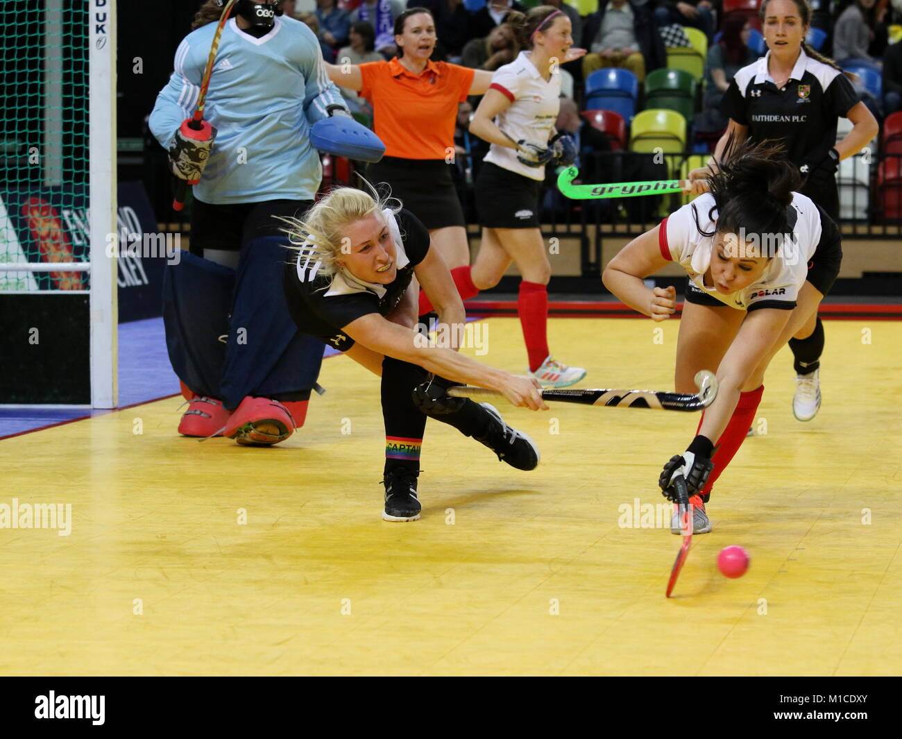 Alex shaw hi-res stock photography and images - Alamy