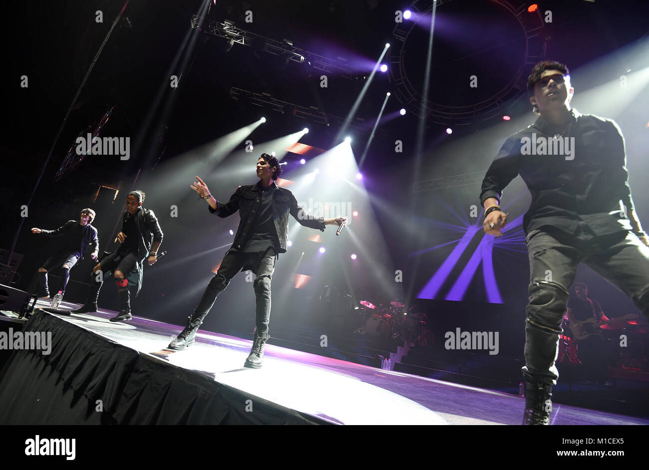 SAN JUAN, PR Noche de estrellas de Fidelity en el Coliseo de, Puerto ...