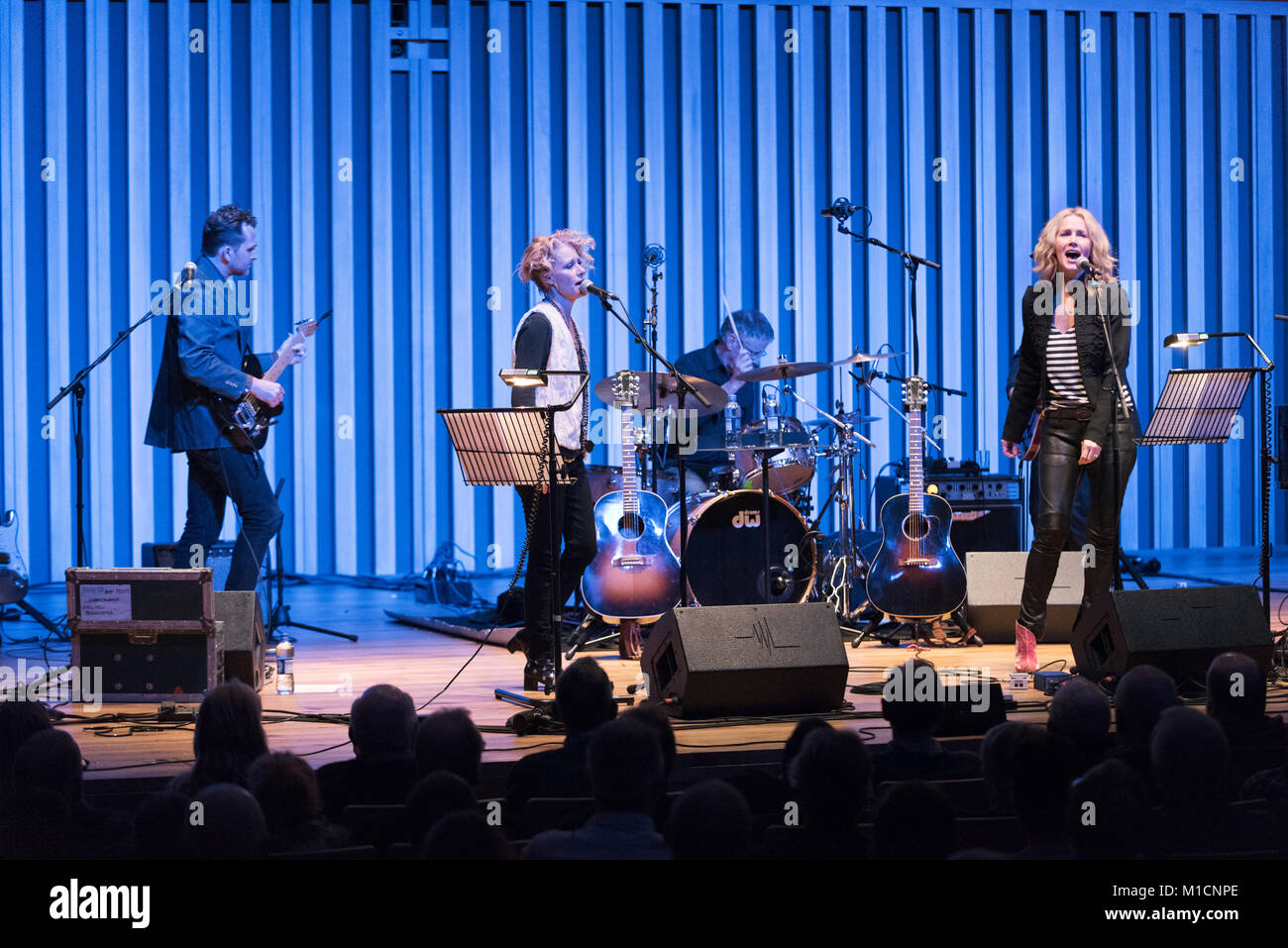 Shelby lynne hi-res stock photography and images - Alamy