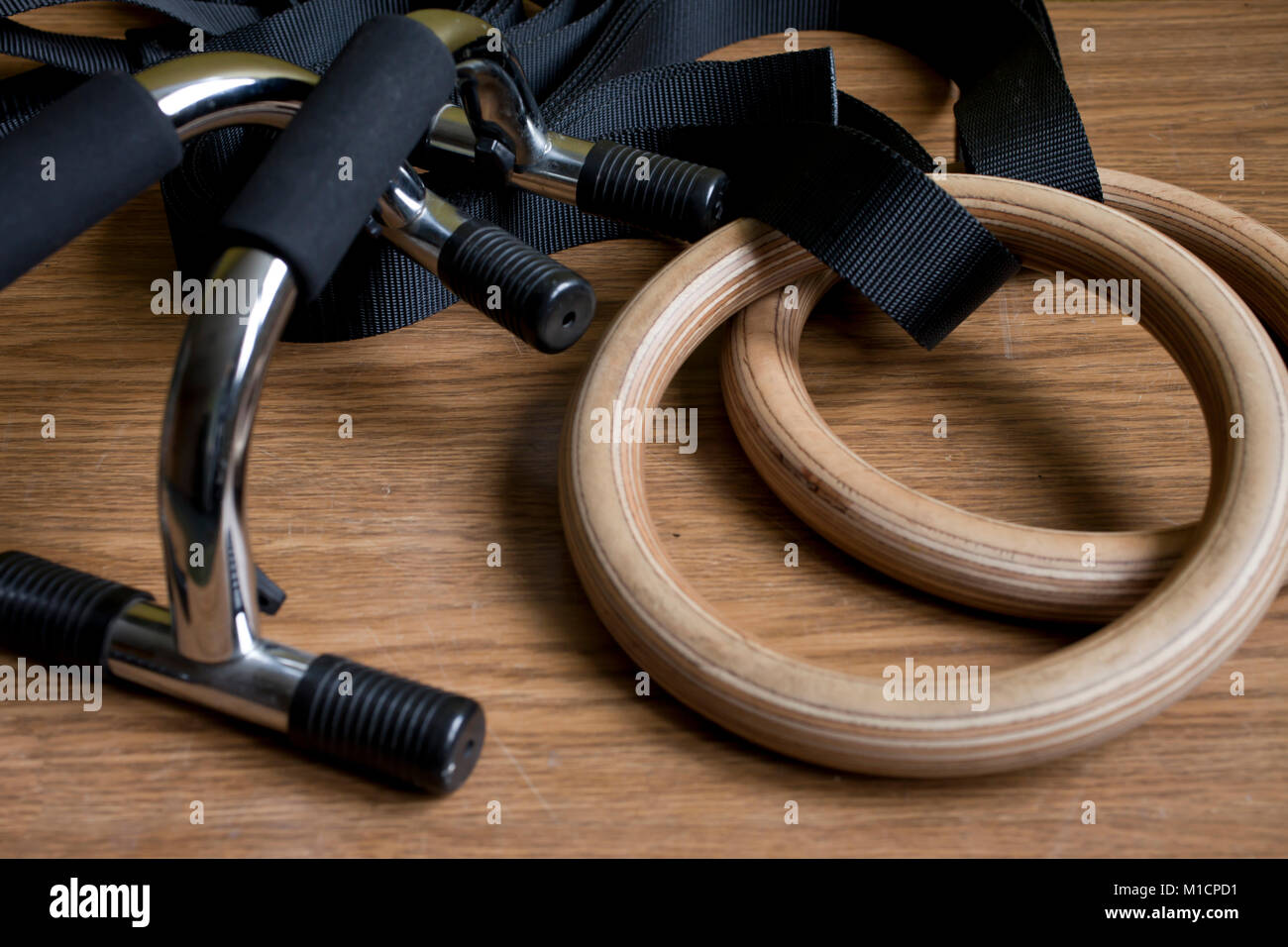 Gymnastic rings olympics hi-res stock photography and images - Alamy