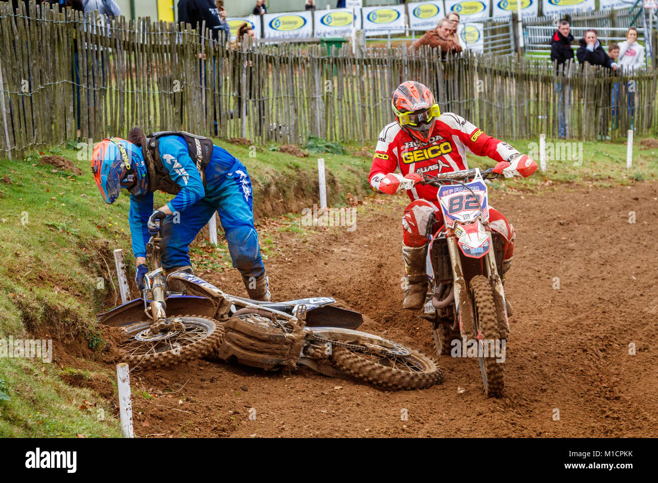 Wayne Fulcher on the Honda passes Chris Freeman's stricken Yamaha at ...