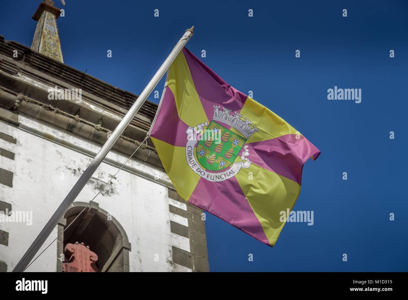 Funchal flagge hi-res stock photography and images - Alamy