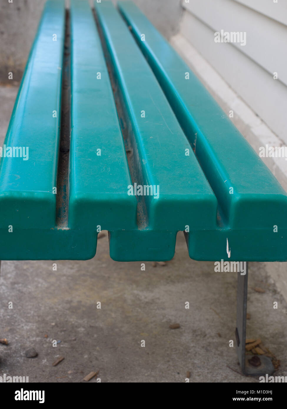 Green Bench Seat Stock Photo - Alamy