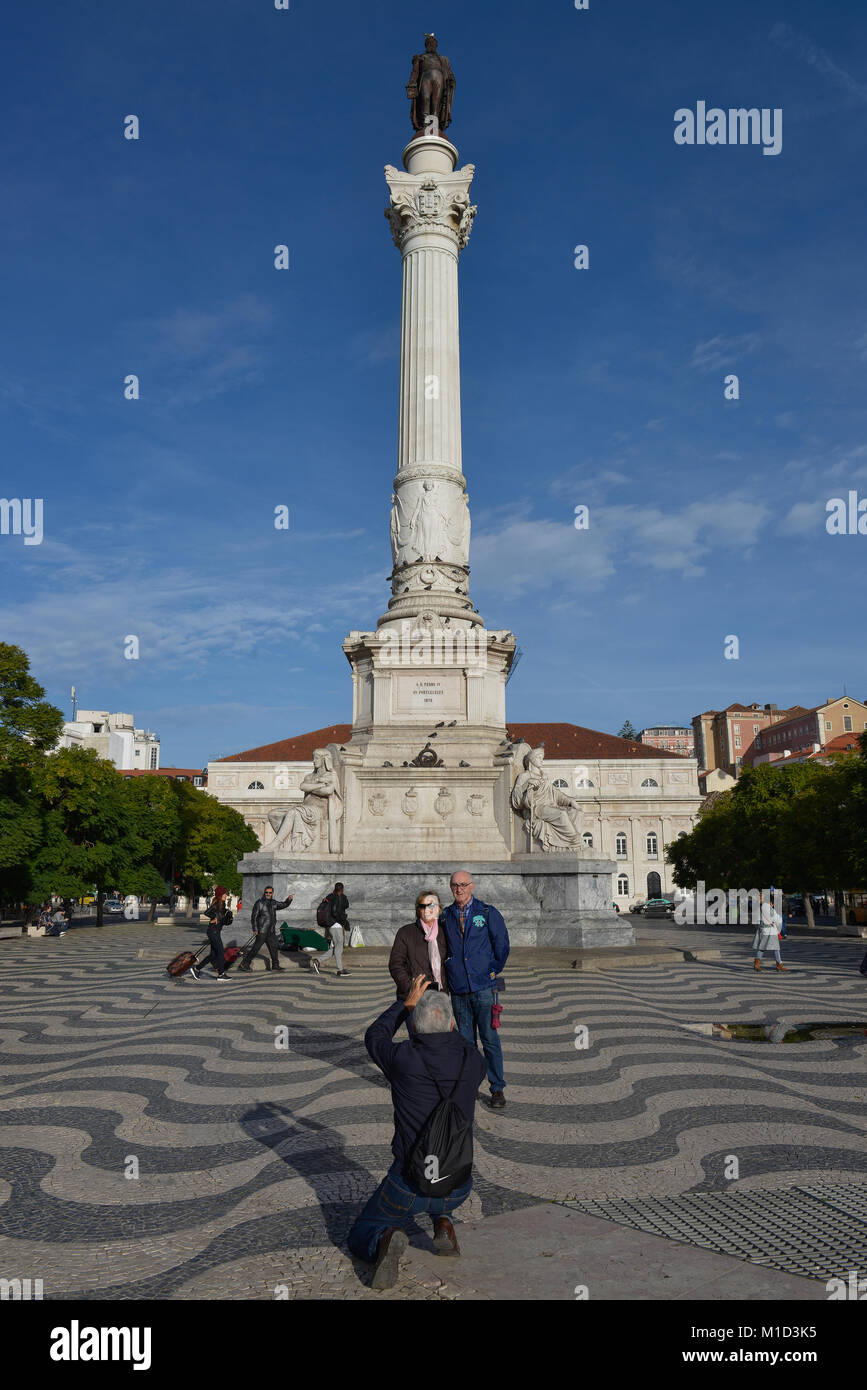 Column, statue, King Pedro IV, Rossio Square, Old Town, Lisbon ...