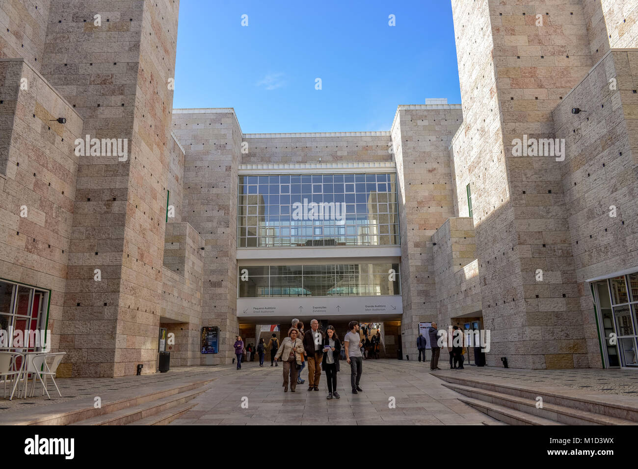 'Museu Colecao Berardo Museum of Art', Belem, Lisbon, Portugal ...