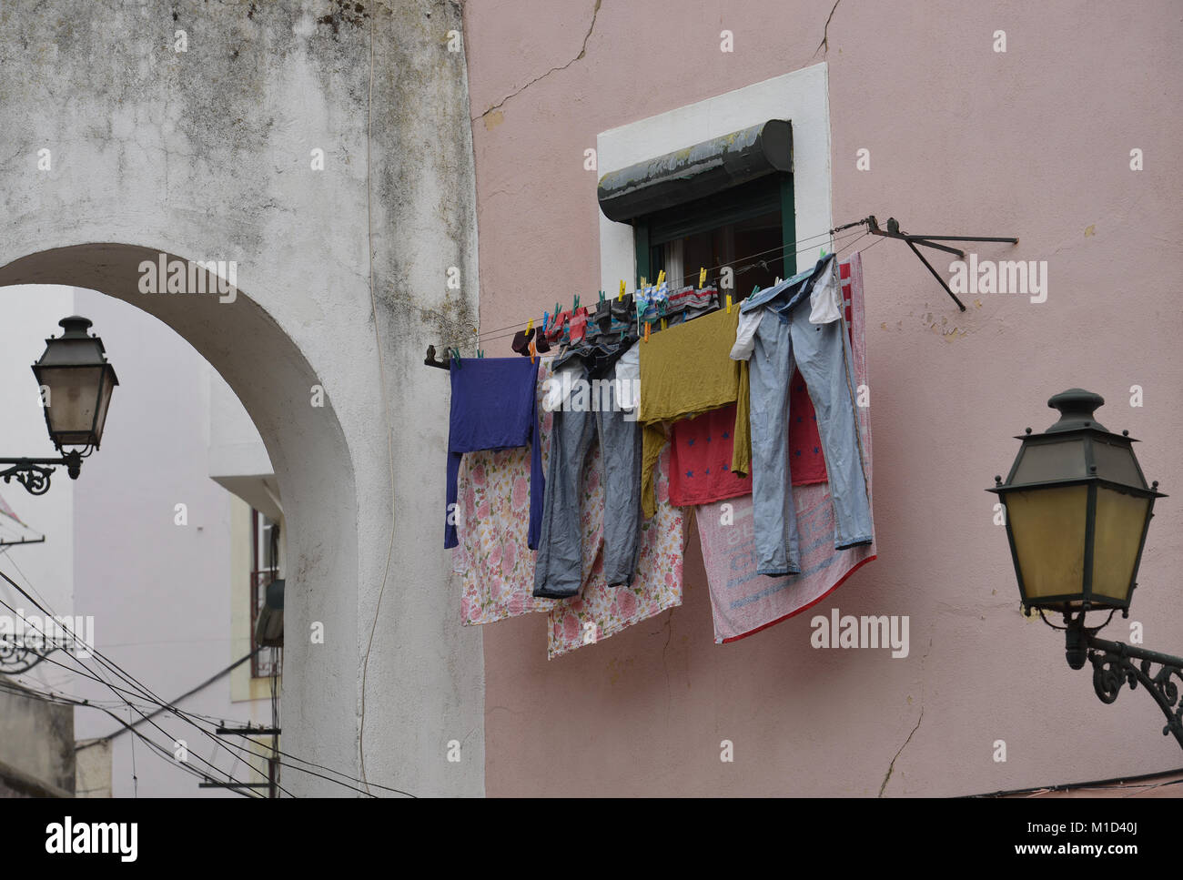 Laundering of linen, Alfama, Lisbon, Portugal, Waescheleine, Lissabon ...