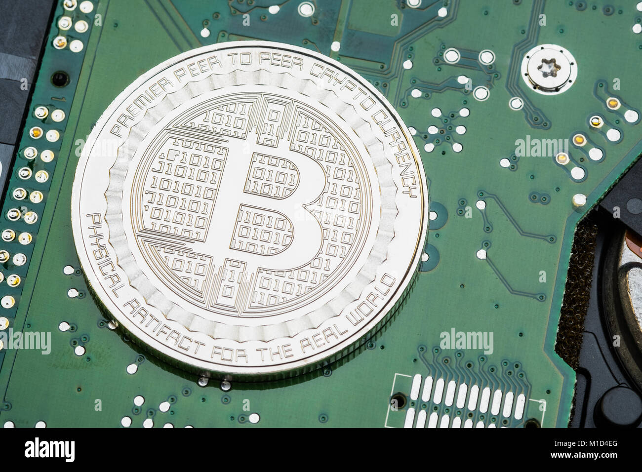 Bitcoins and circuit board hi-res stock photography and images - Alamy