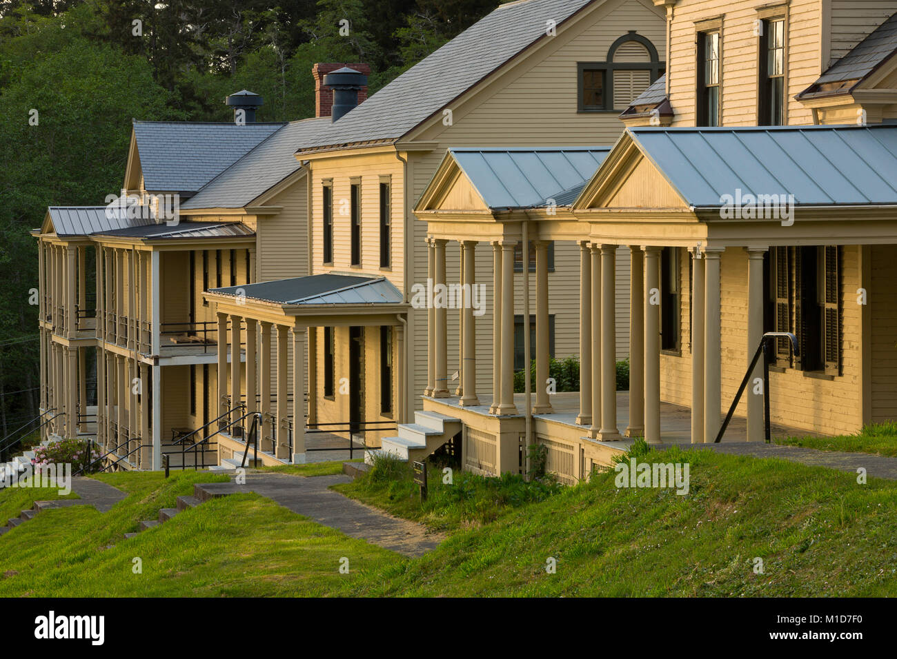 Fort columbia state park barracks hi-res stock photography and images ...