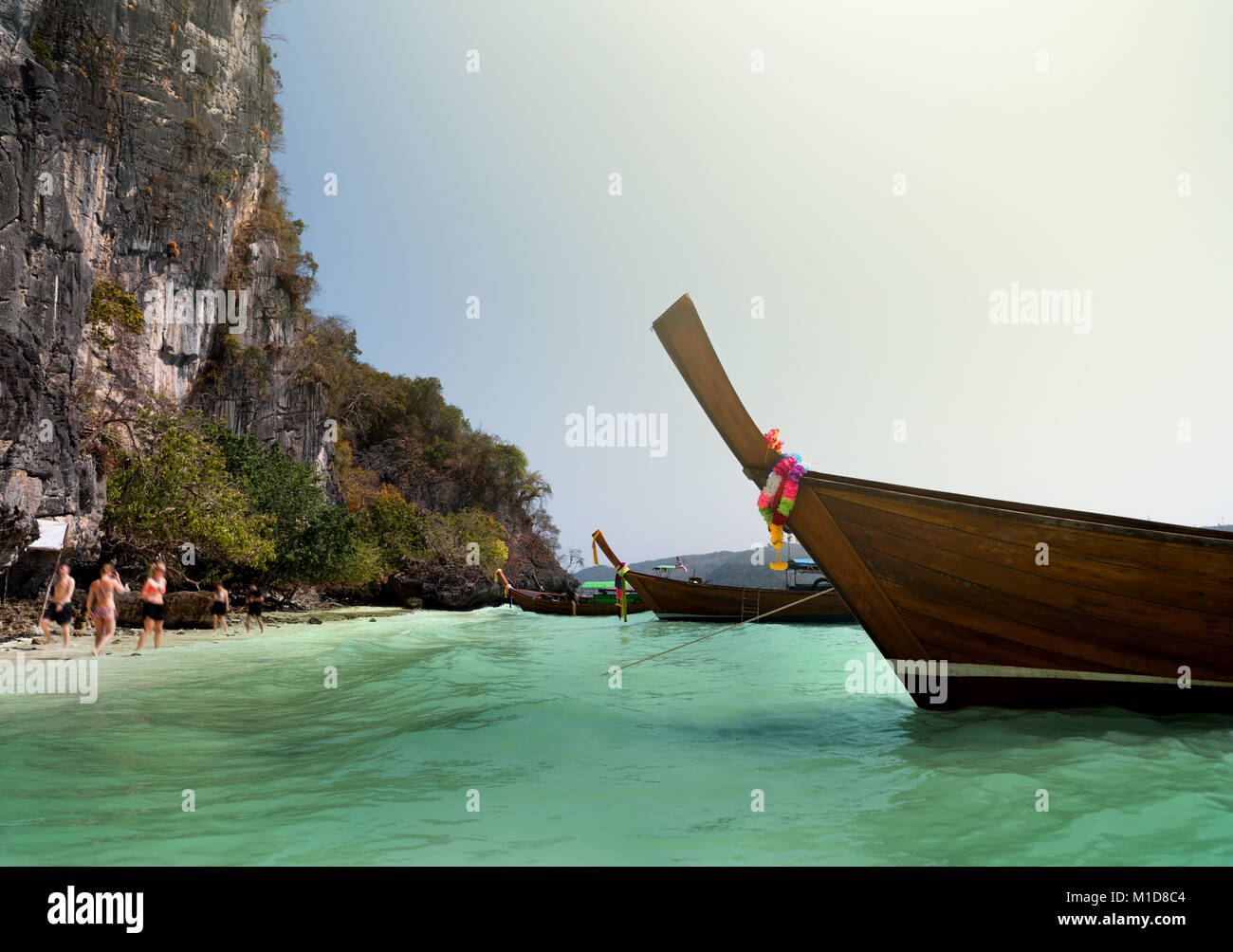 Monkey beach island hi-res stock photography and images - Alamy