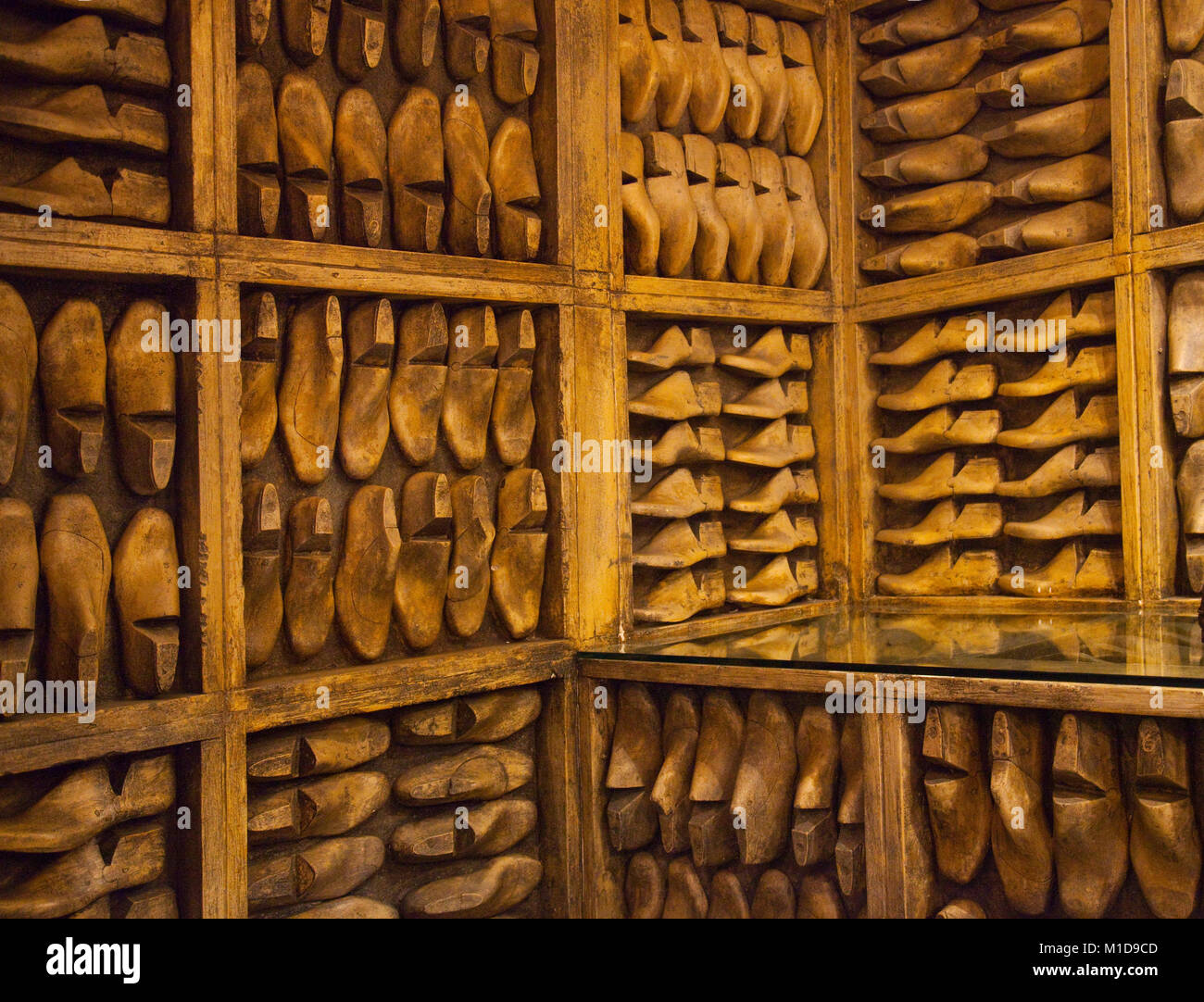 shoe moulds store display NYC Stock Photo - Alamy