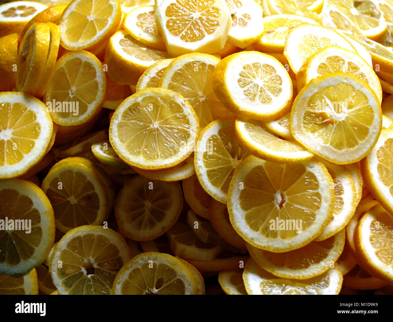 Lemon slides hi-res stock photography and images - Alamy
