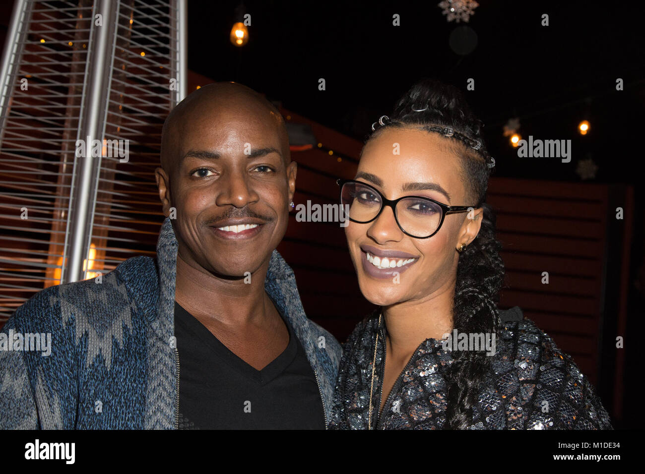 Azmarie Livingston And Raven Symone Kissing