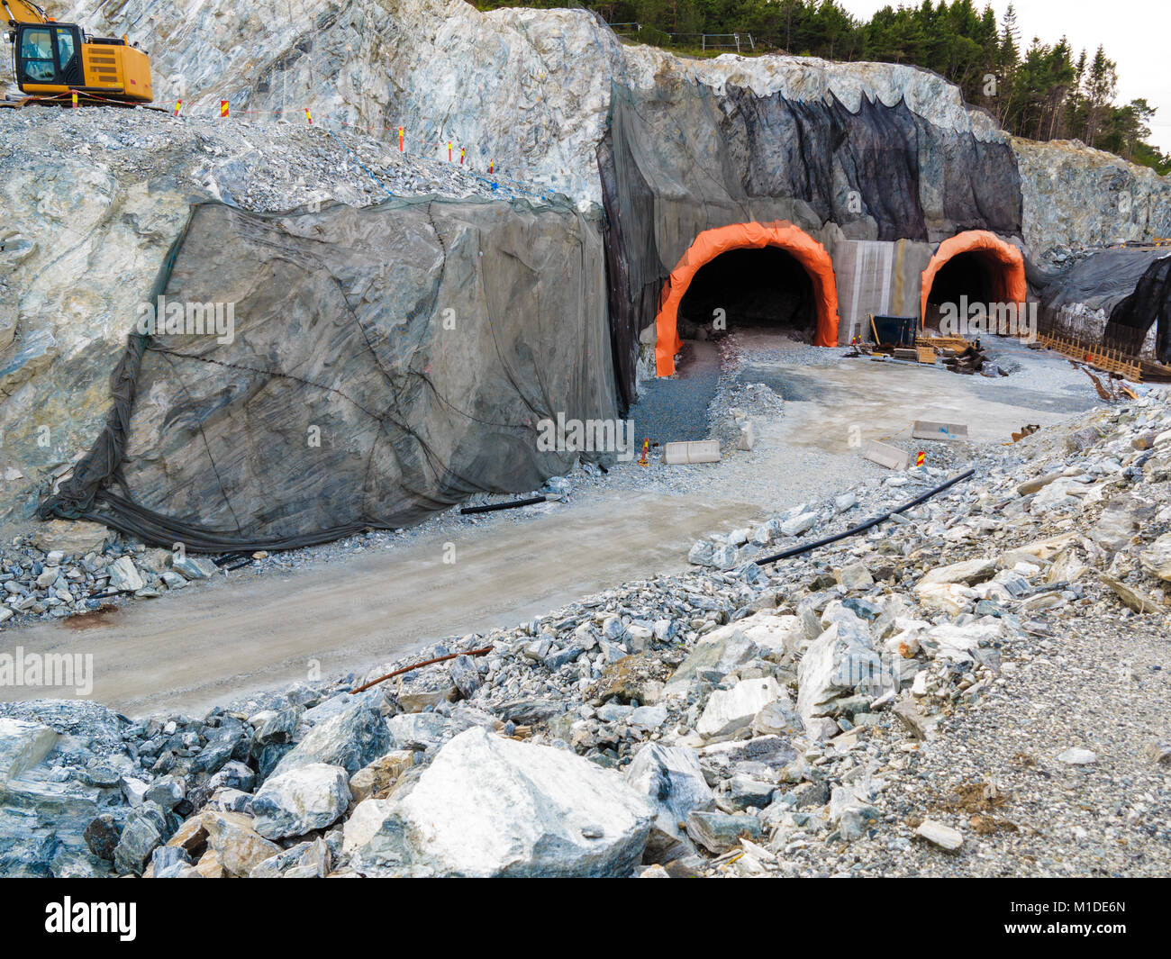 Technology and industry, the tunnel road under construction Stock Photo ...