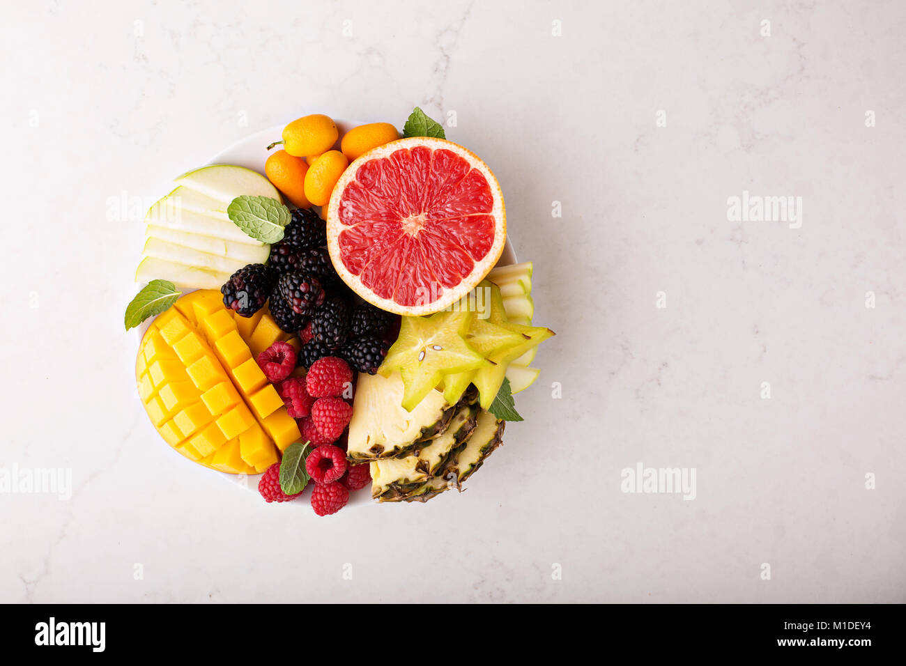 Fruit plate hi-res stock photography and images - Alamy