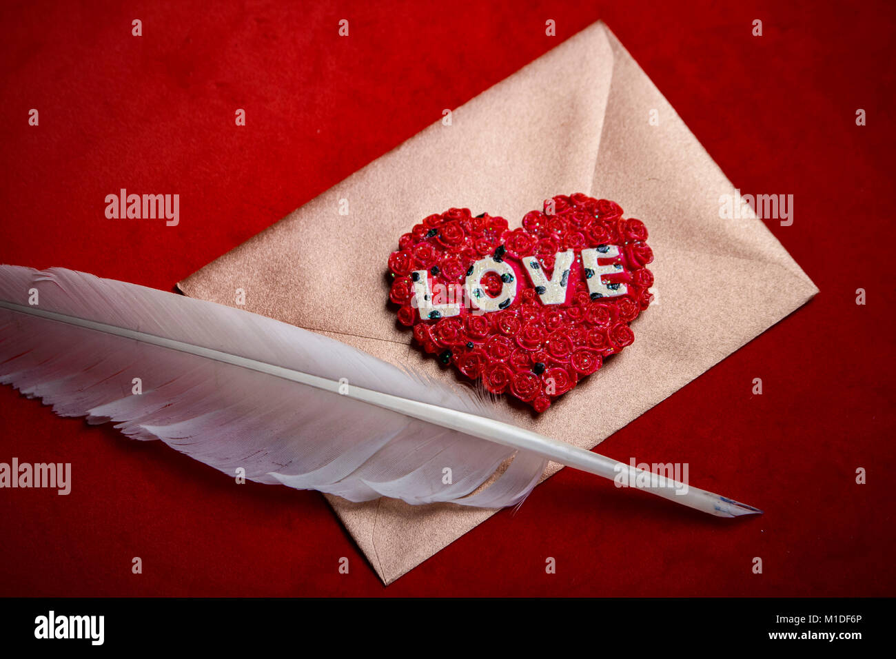 Love letter envelope, valentine concept Stock Photo - Alamy
