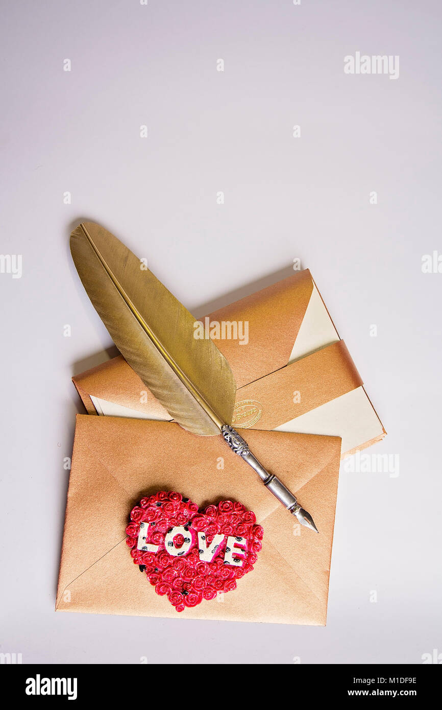 Love letter envelope, valentine concept Stock Photo - Alamy