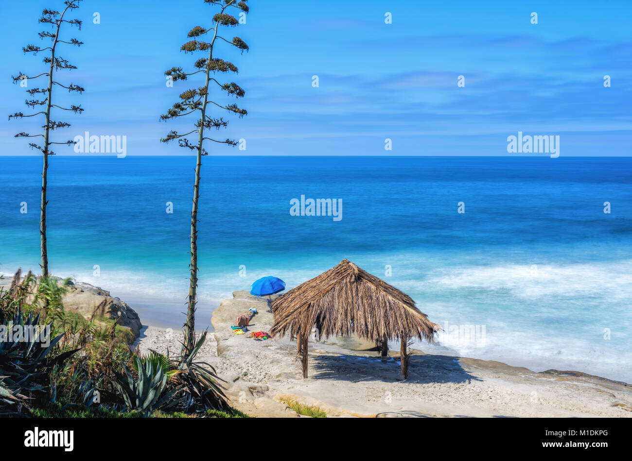 Looking down on the Surf Shack at Windansea Beach. La Jolla, California ...