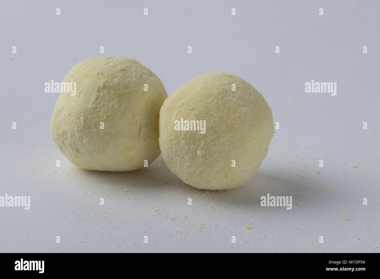 Lemon bon bons hi-res stock photography and images - Alamy