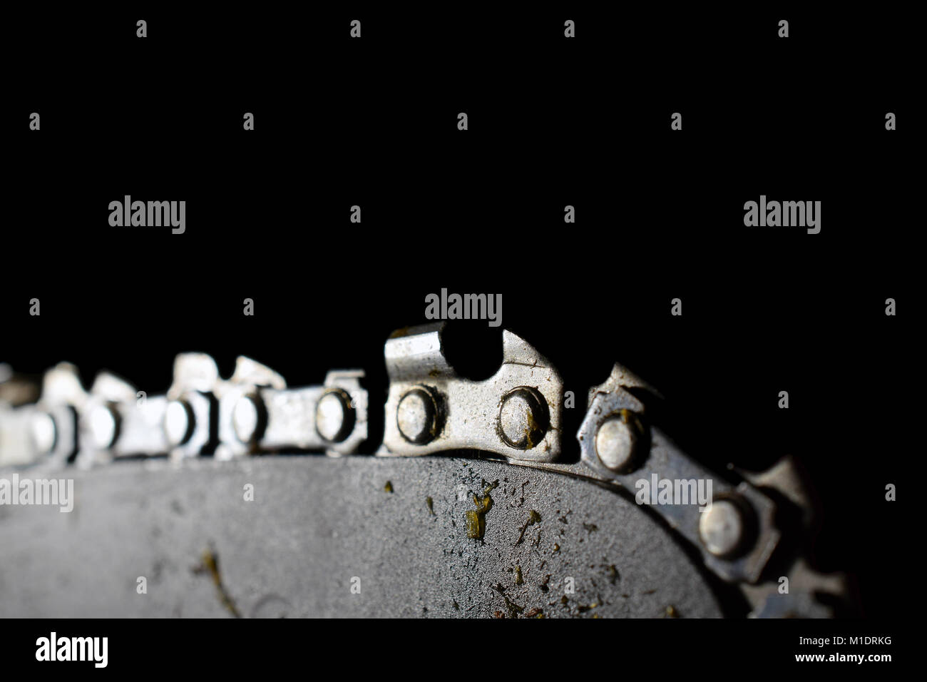 Chainsaw blade hi-res stock photography and images - Alamy