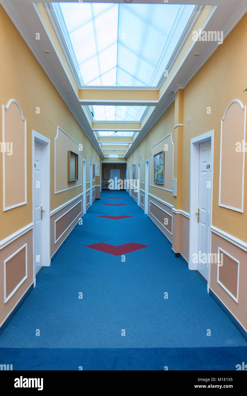 Apartment building hallway hi-res stock photography and images - Alamy