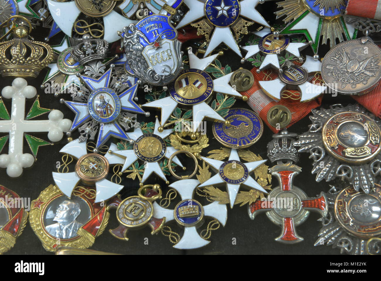 Military medals hi-res stock photography and images - Alamy