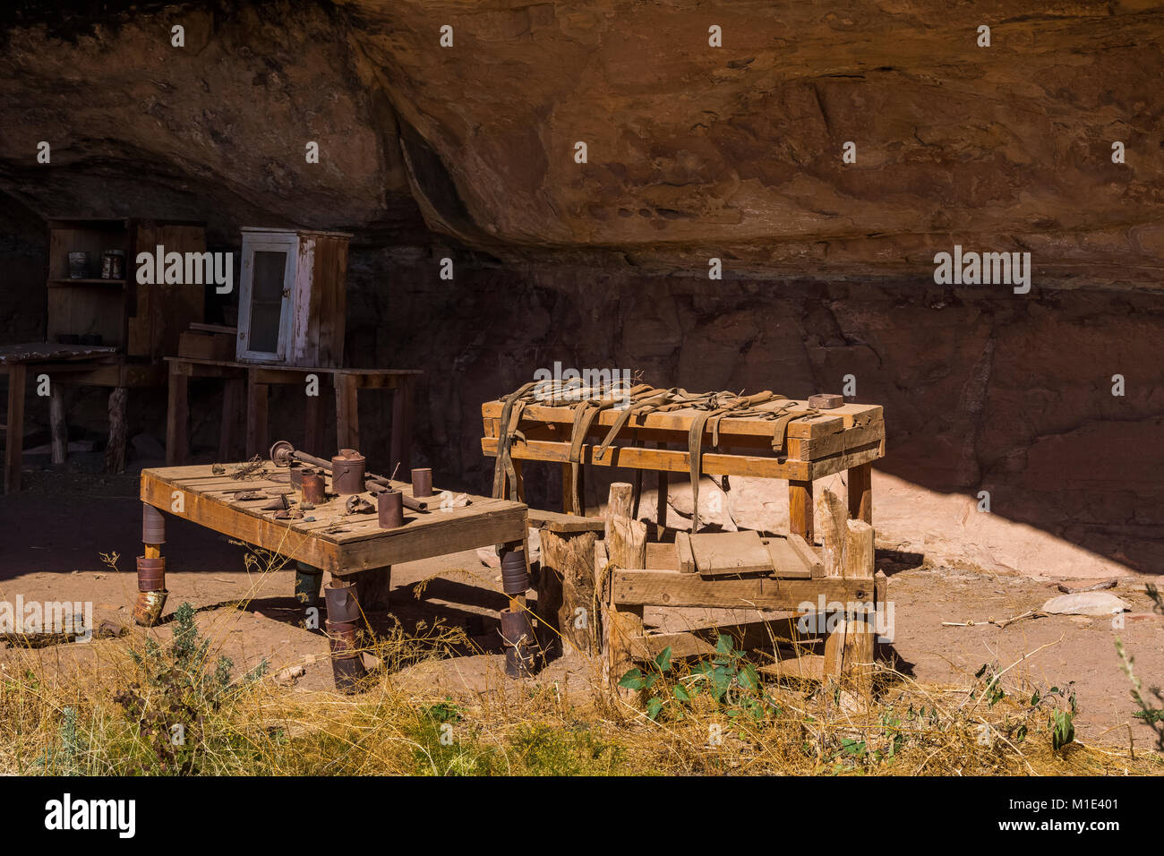 Furnishings for old cowboy camp, used until 1975, along the Cave Spring ...