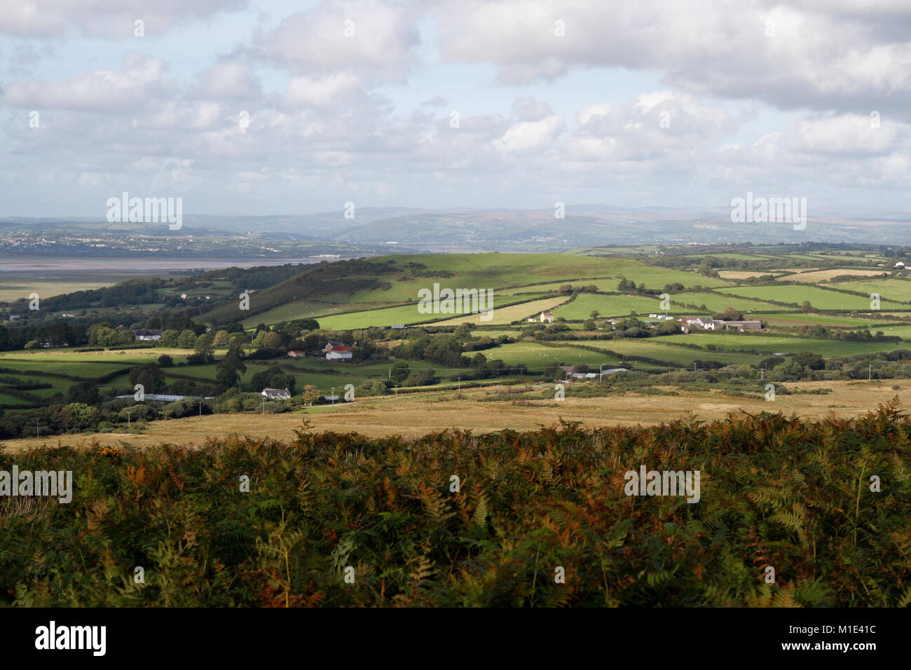 Welsh countryside landscape hi-res stock photography and images - Alamy