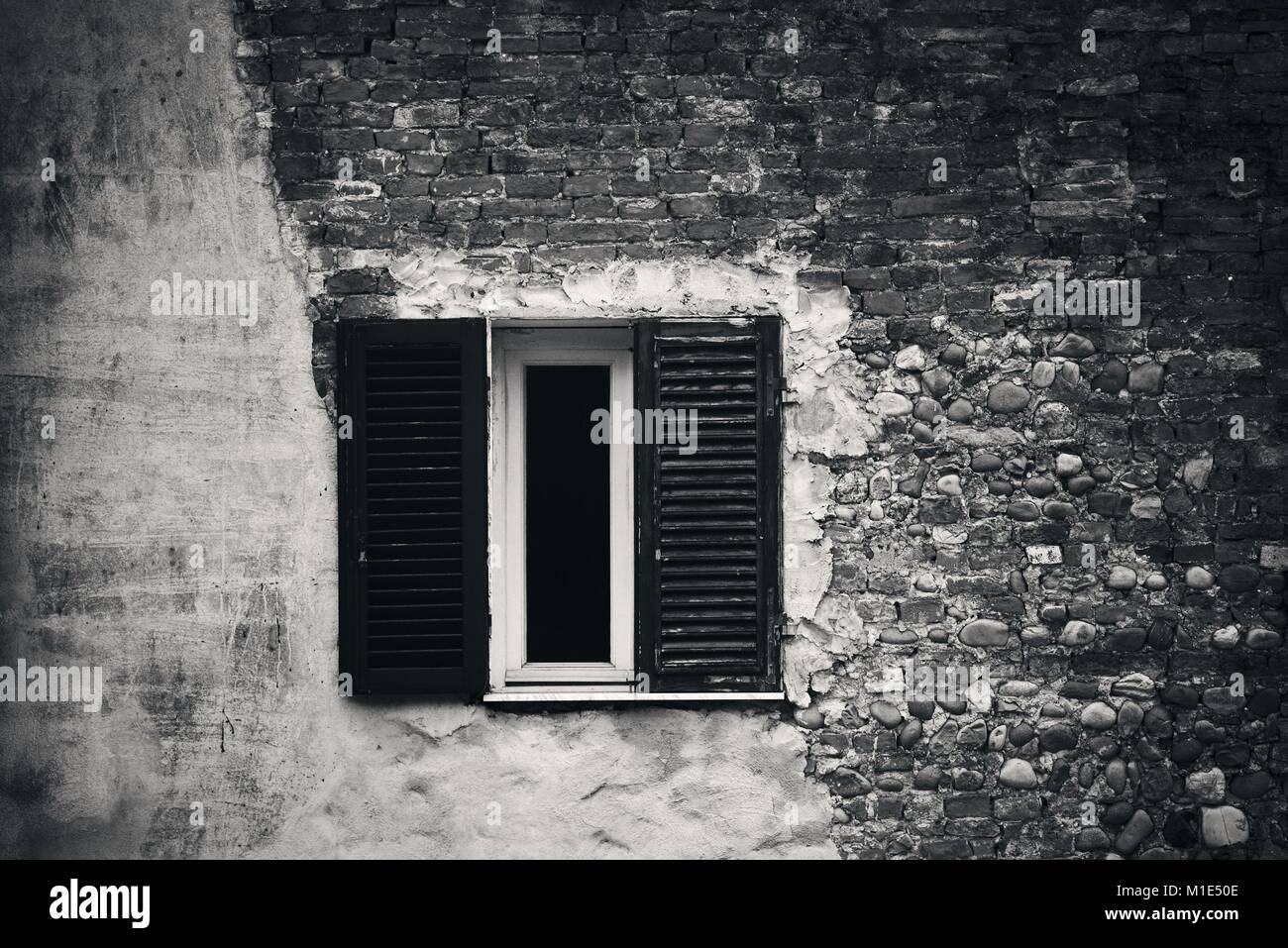 Vintage window with brick texture closeup in medieval Town Lucca in ...