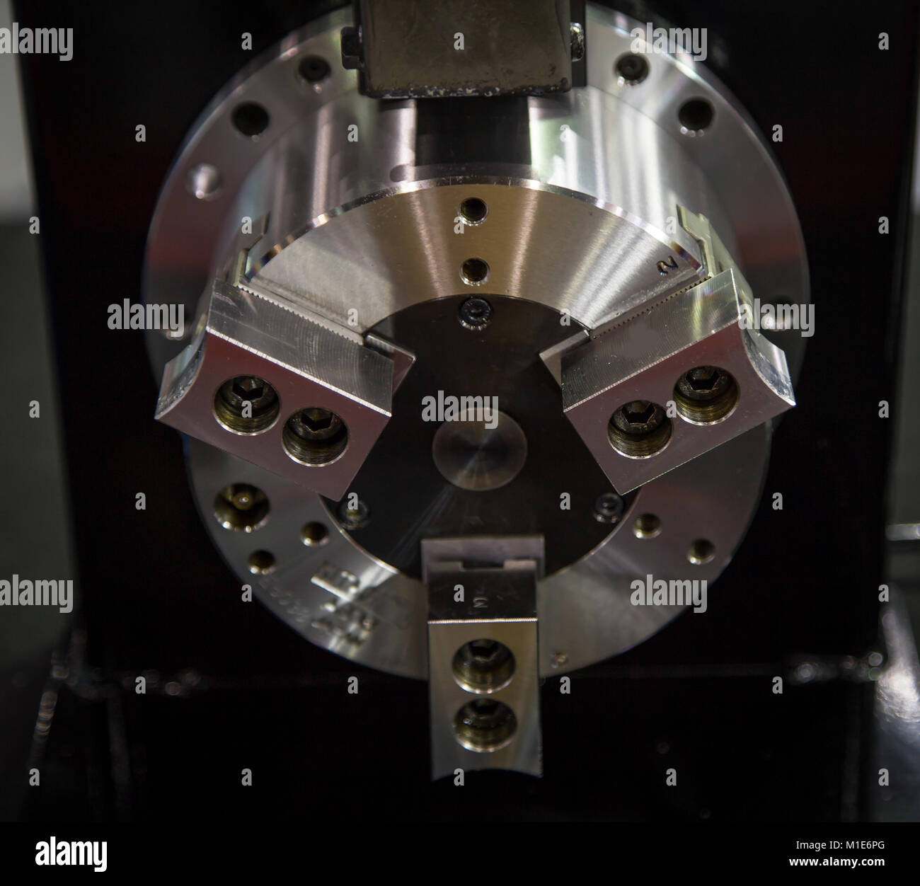 Three Jaw Chuck High Resolution Stock Photography and Images - Alamy