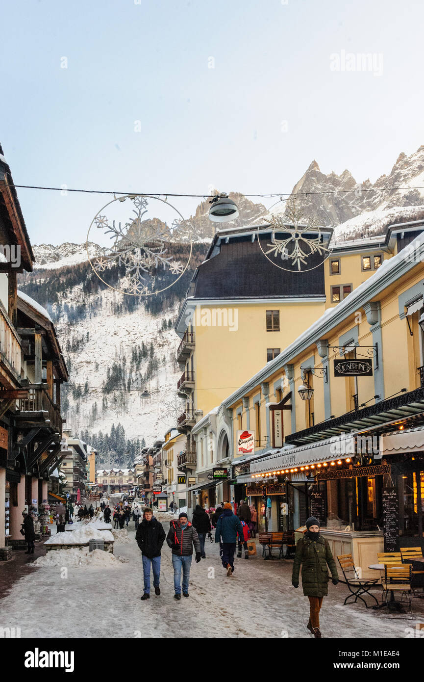 Snowy Chamonix de Mont Blanc on a Christmas Day Stock Photo - Alamy