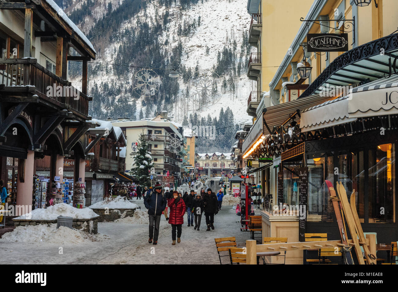 Snowy Chamonix de Mont Blanc on a Christmas Day Stock Photo - Alamy