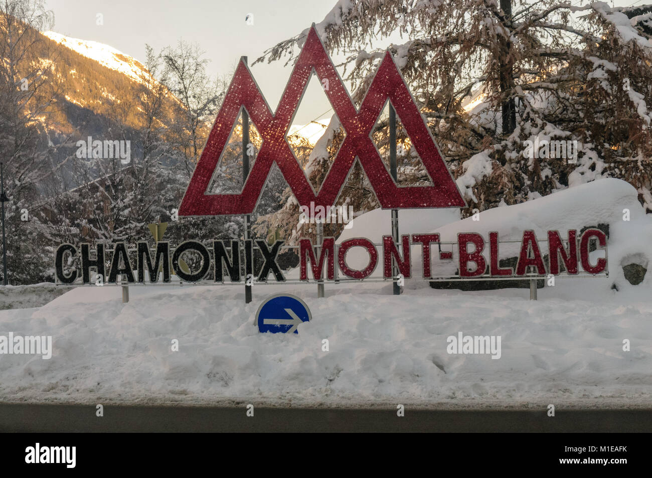 Snowy Chamonix de Mont Blanc on a Christmas Day Stock Photo - Alamy