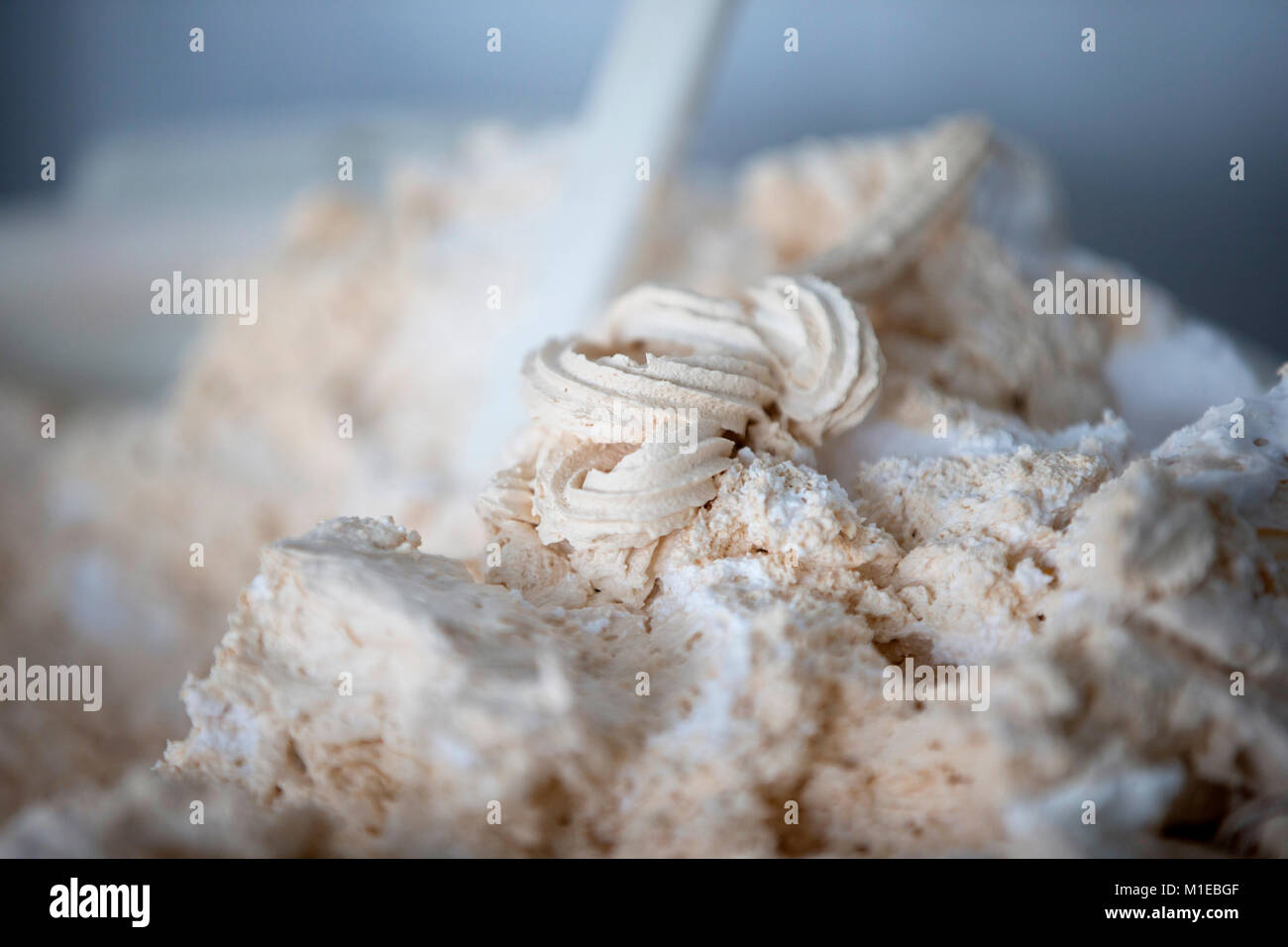 Beautiful texture of a culinary cream close up.Cream oil cake Stock ...