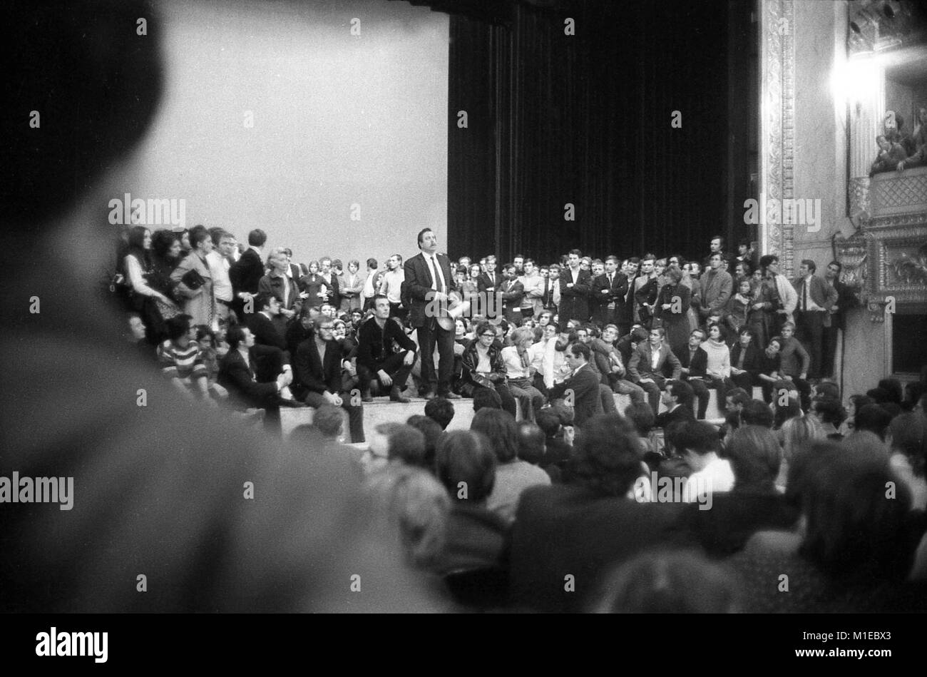 1968 paris protests hi-res stock photography and images - Alamy