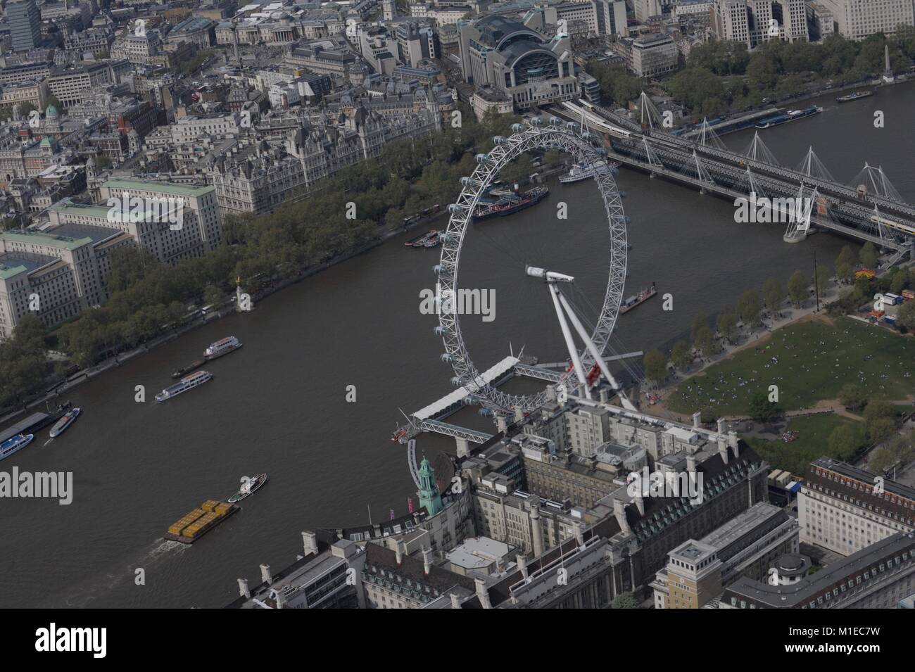 The best views of london from capsule of london eye hi-res stock ...