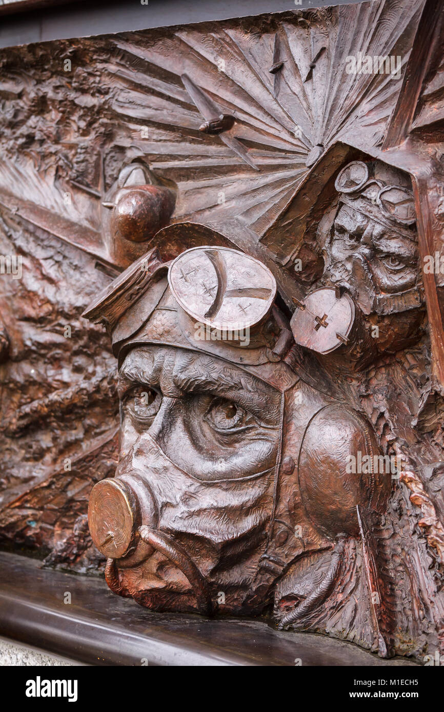 LONDON, UK - OCT 28, 2012: The Battle of Britain Monument on Victoria ...