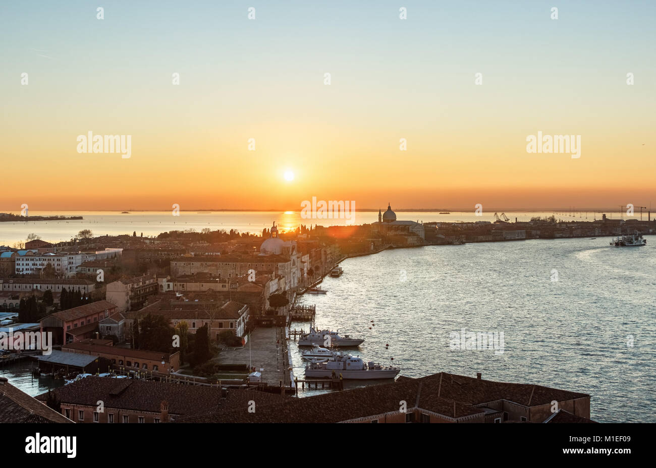 Italian Island Setting High Resolution Stock Photography and Images - Alamy