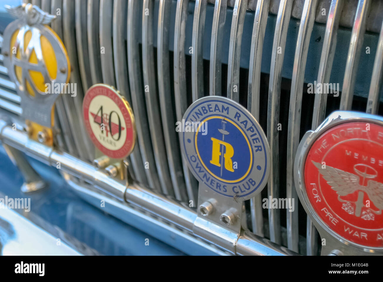 Sunbeam car badge hi-res stock photography and images - Alamy