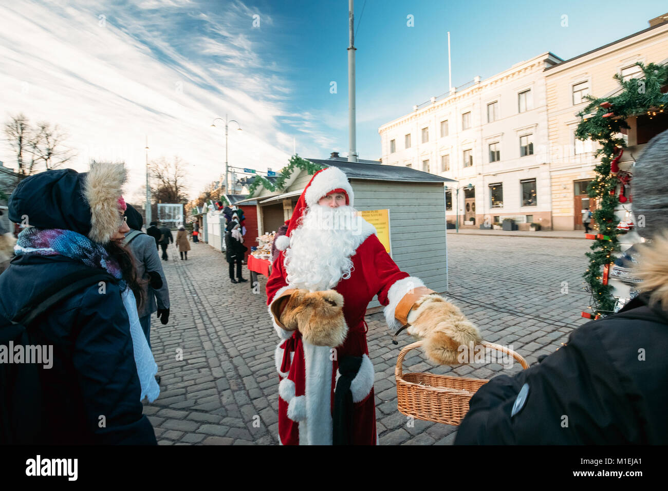 Helsinki christmas market hi-res stock photography and images - Alamy