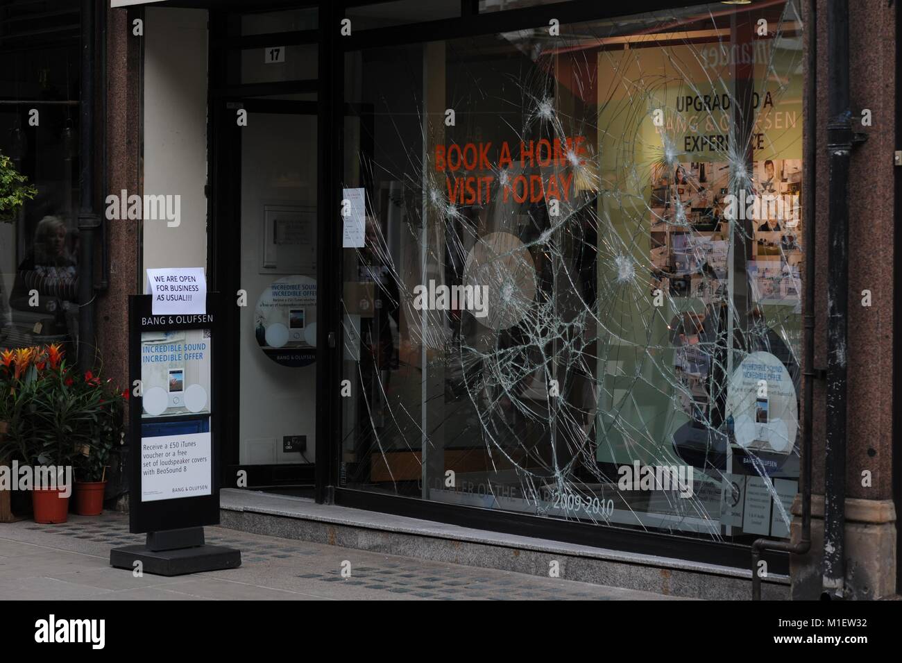 London Riots, the aftermath Stock Photo - Alamy