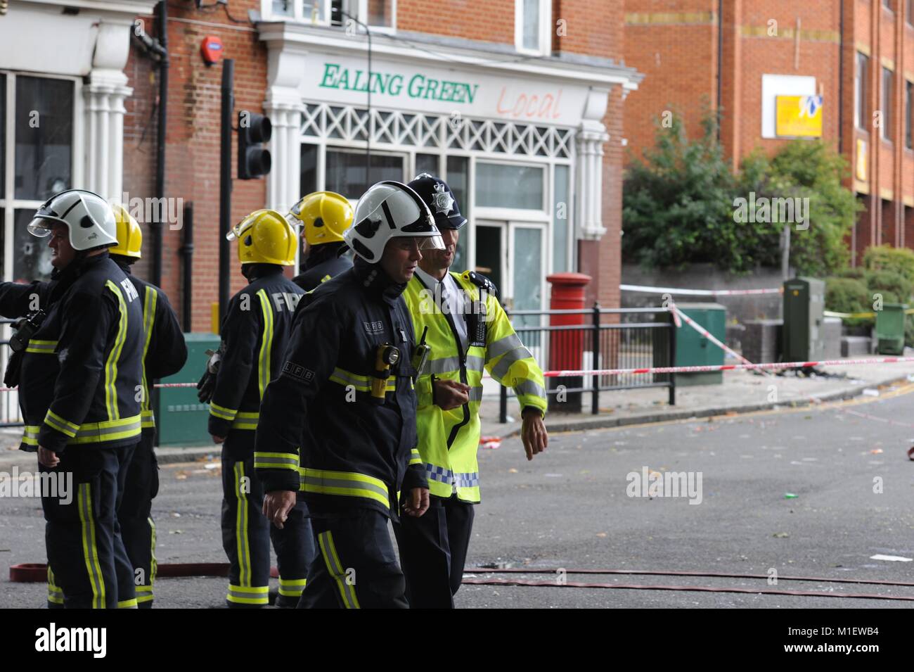 London Riots, the aftermath Stock Photo - Alamy