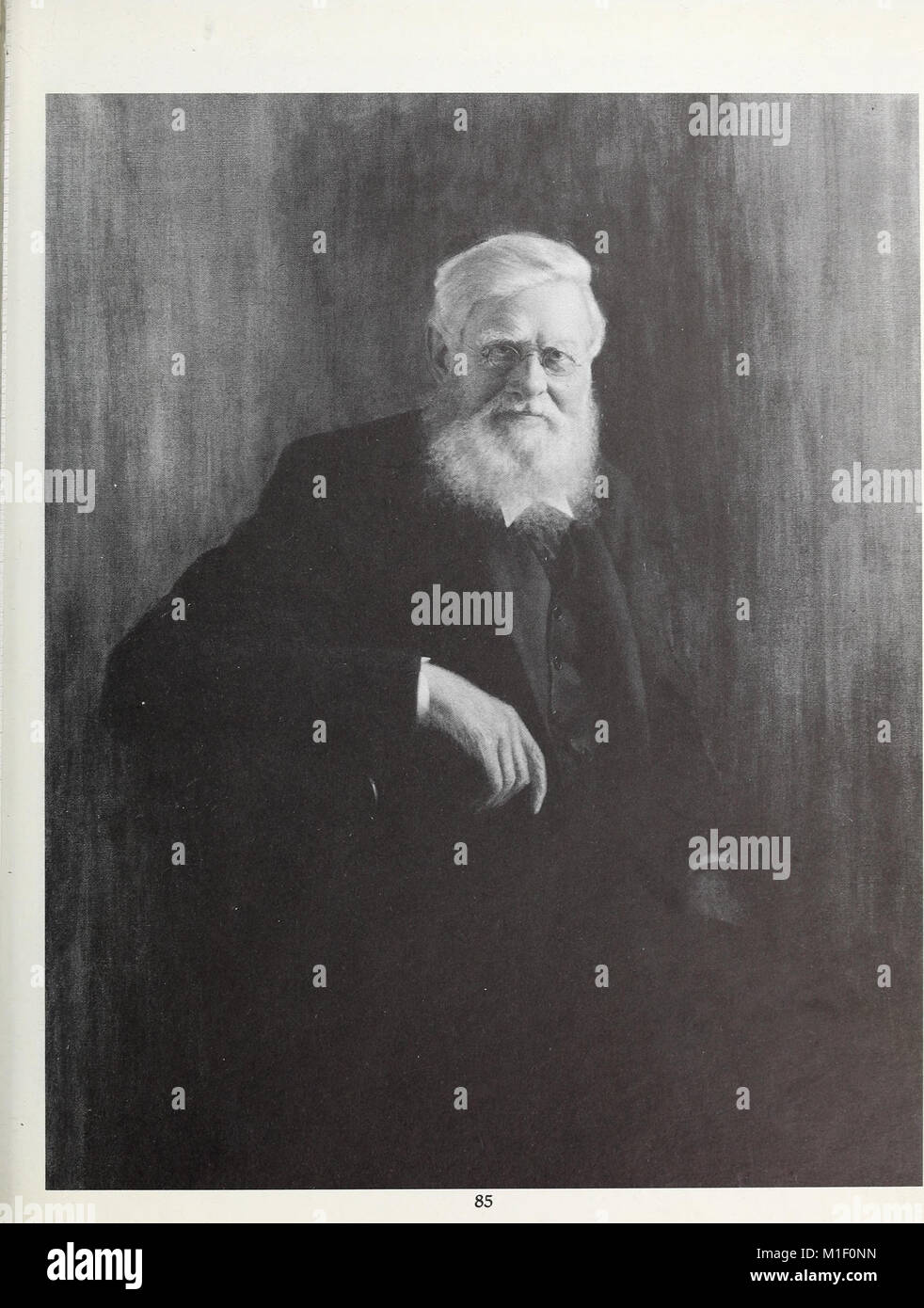 This 1995 catalog presents a comprehensive listing of portraits ...