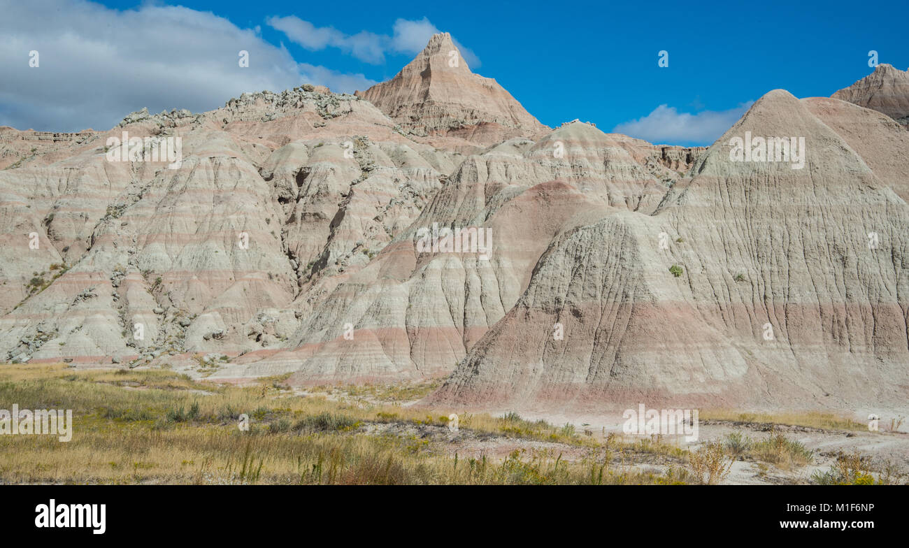 Geologic features in Badlands National Park in South Dakota Stock Photo ...