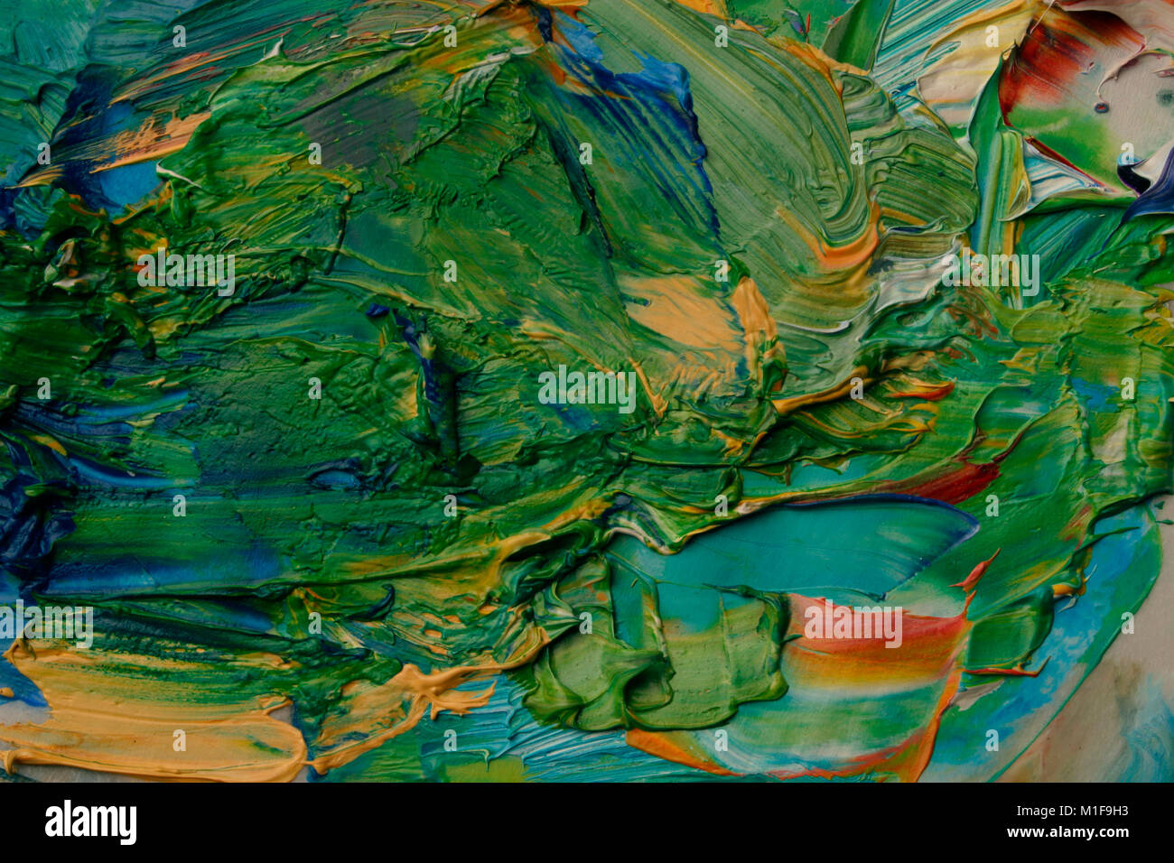 Coloured oil paints palette hi-res stock photography and images - Alamy