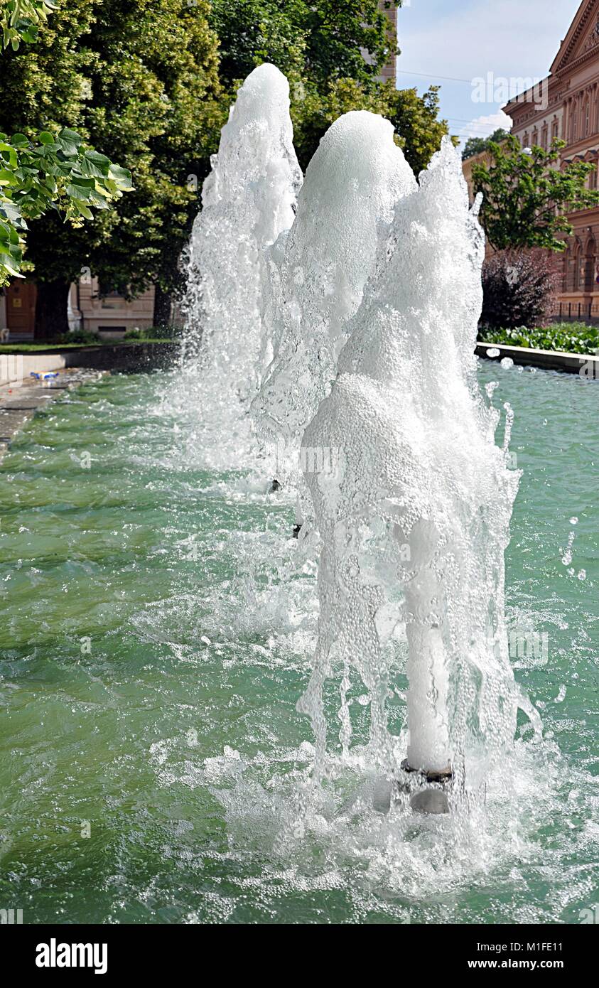 fountain in park Stock Photo - Alamy